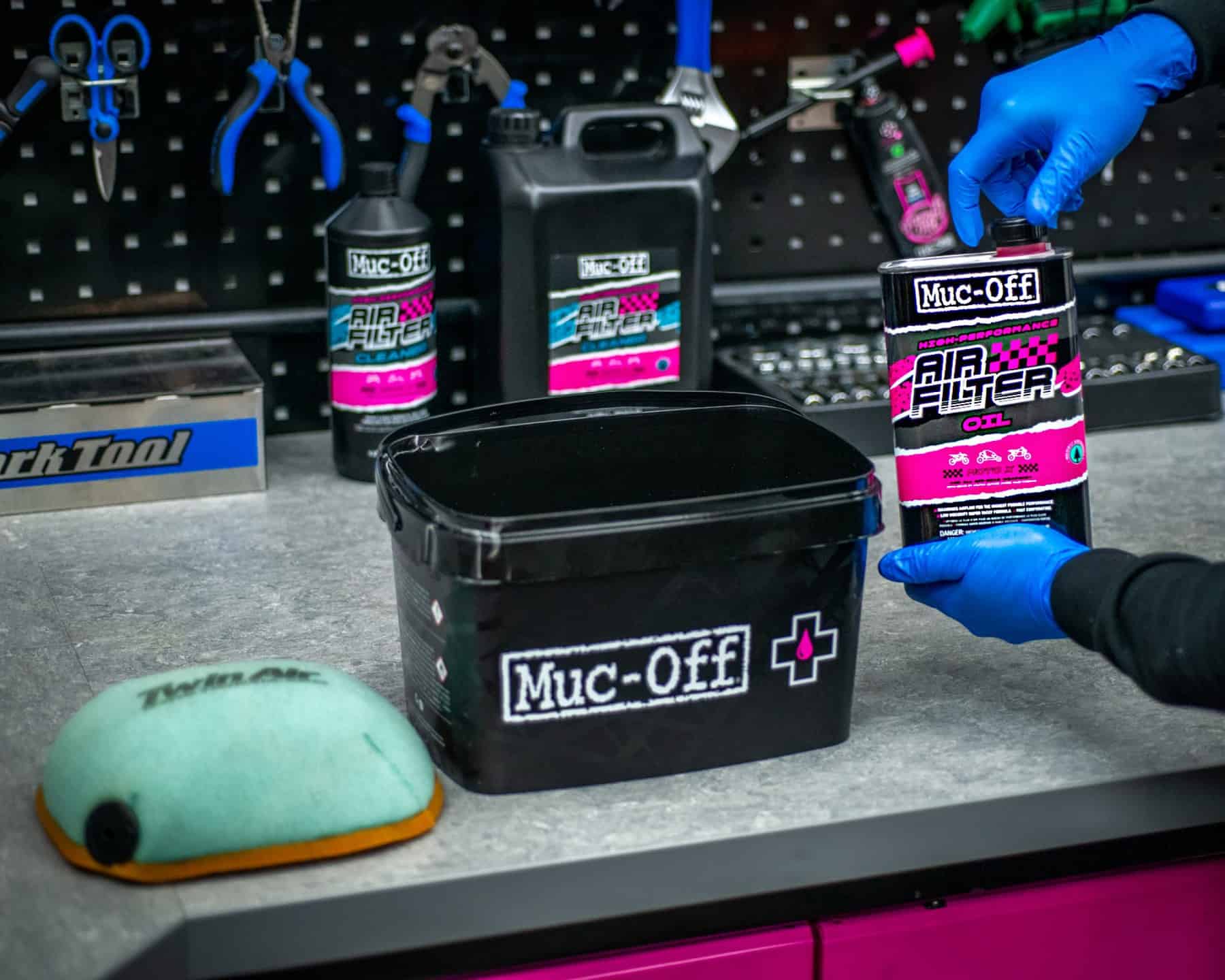 Muc-Off Motorcycle Air Filter Oil - 1L - bigbadbikes.com™
