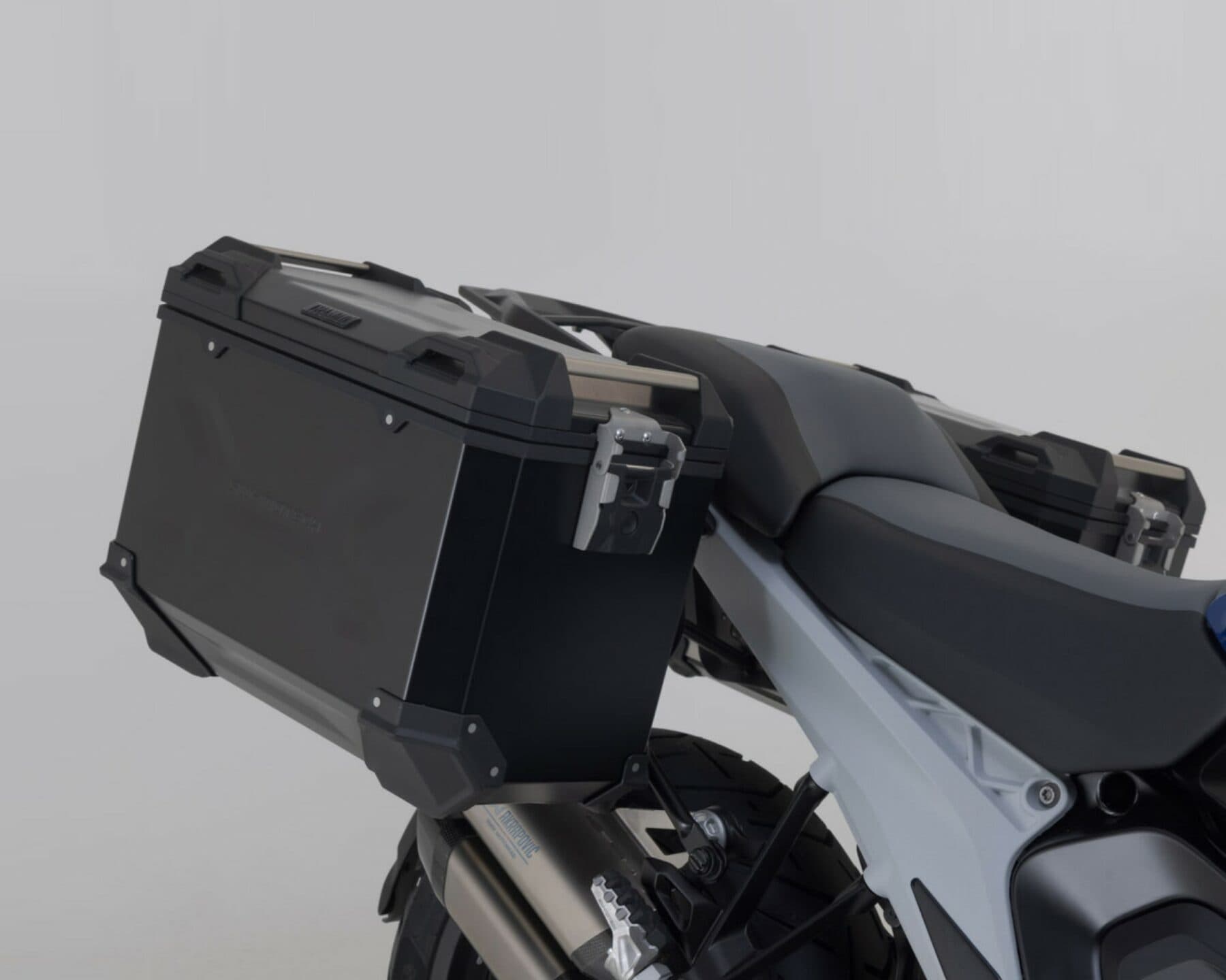 SW-Motech TraX ADV Side Case System for BMW R 1300 GS - 45/45L - Black ...